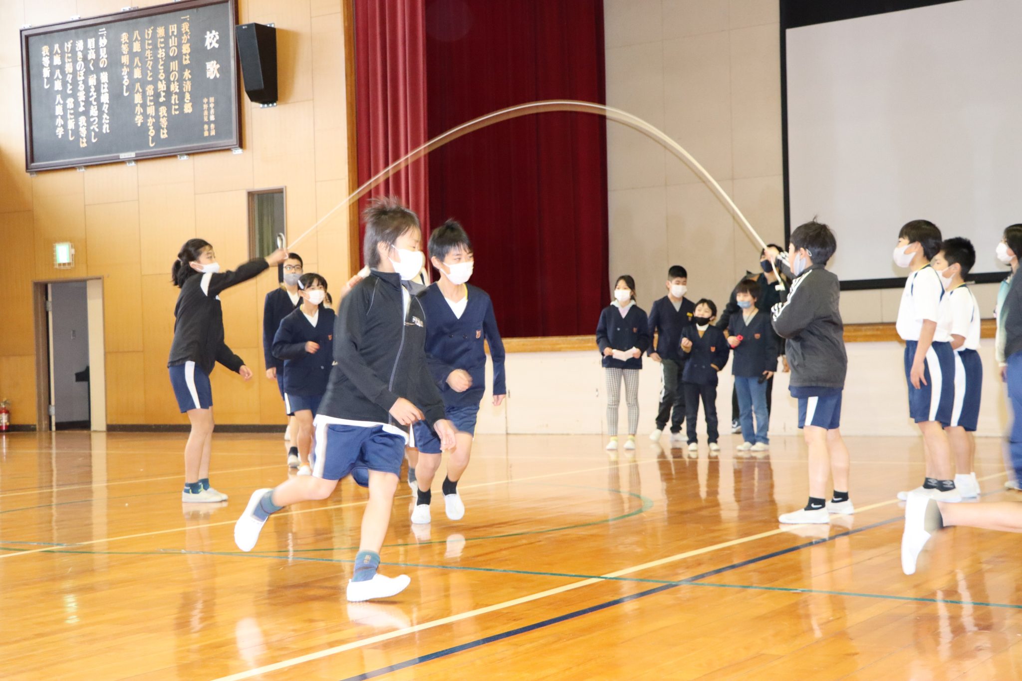 大縄大会 | 養父市立八鹿小学校