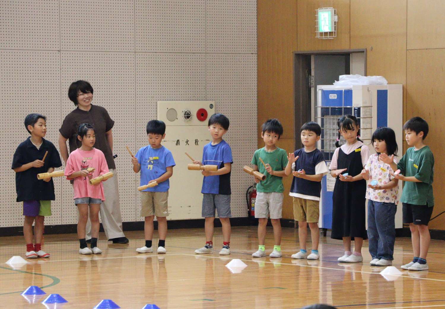 6月の音楽集会（2年生発表） | 養父市立八鹿小学校